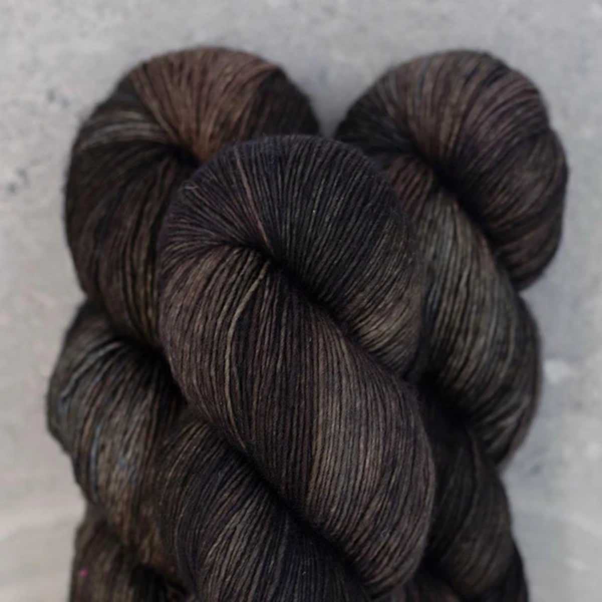 Madelinetosh - Twist Light (Whisky Barrel) – Woolly Buffalo Yarn Co